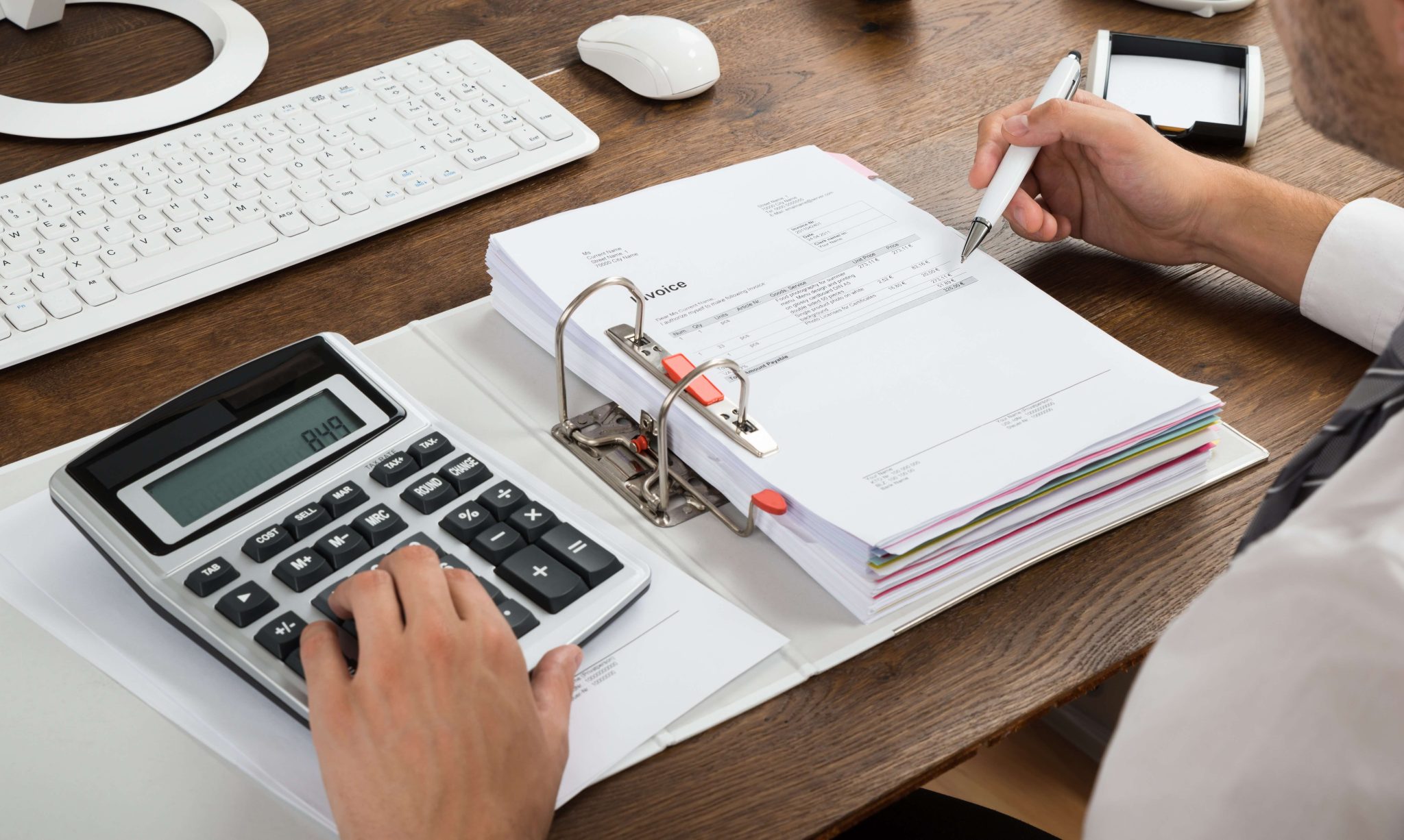 Rechnungen richtig ausstellen: Aufbau, Angaben und Fristen